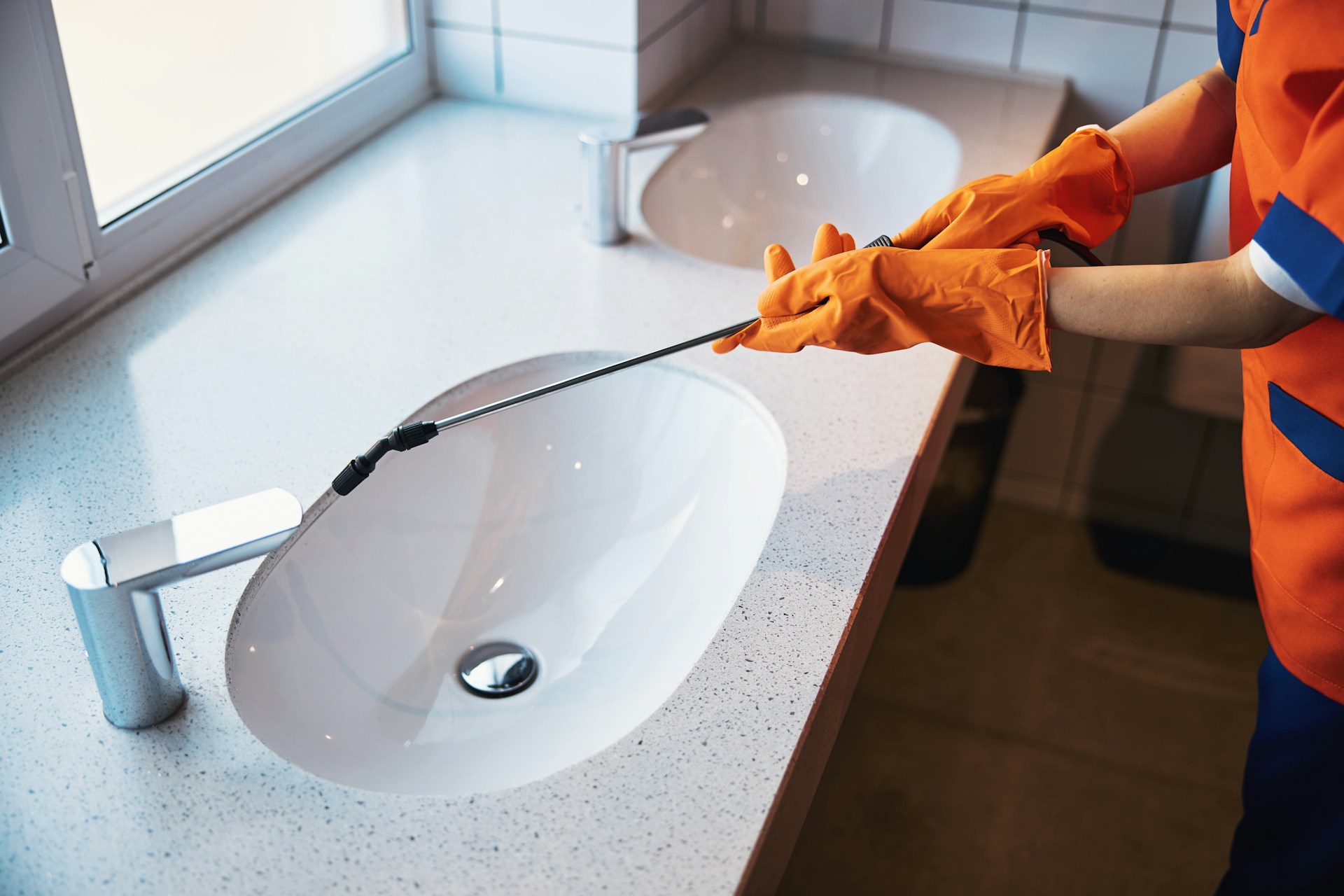 Achieve Greater Efficiency and Productivity with Contract Cleaning Services